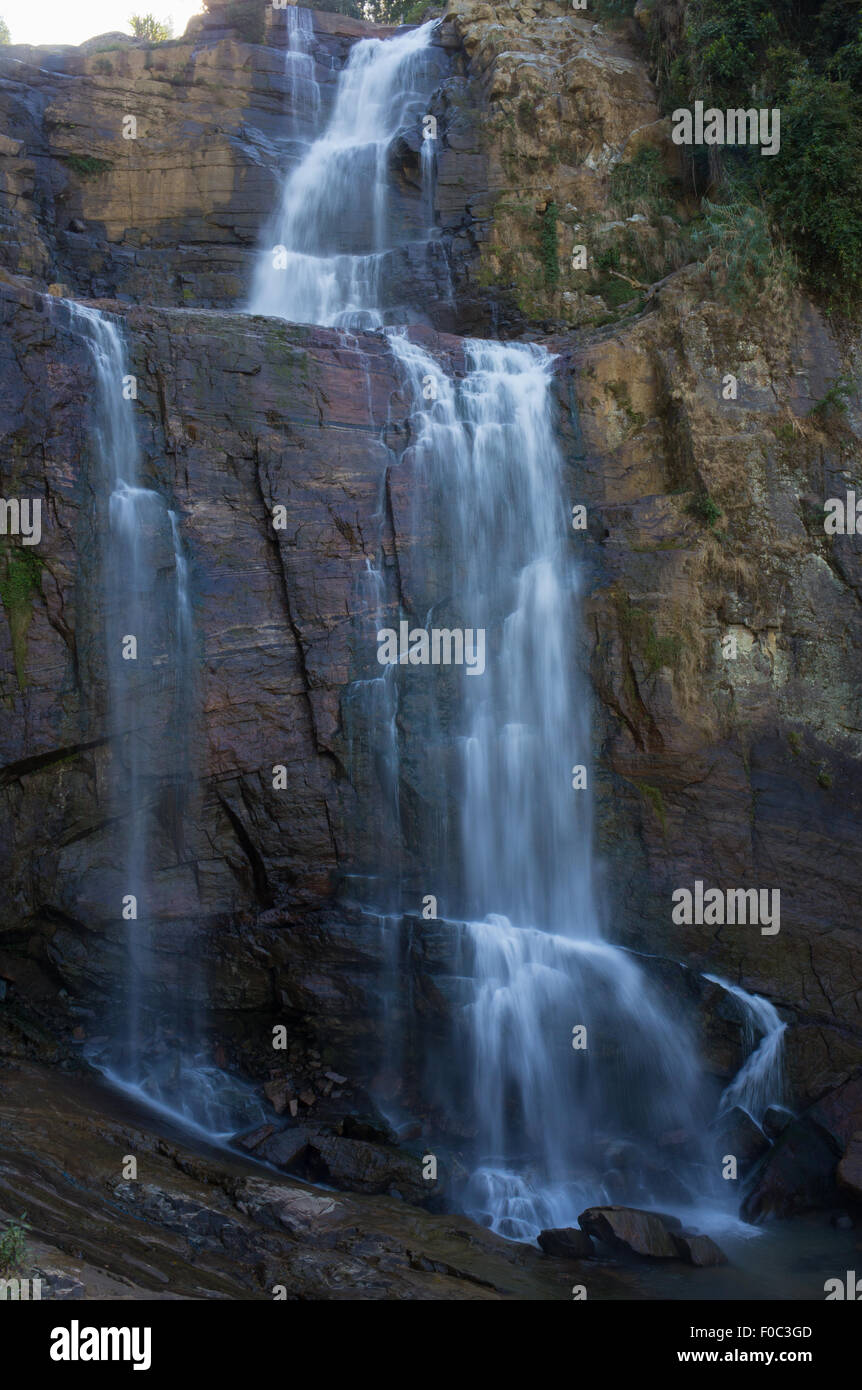Beautiful sunny tropical waterfalls hi-res stock photography and images ...
