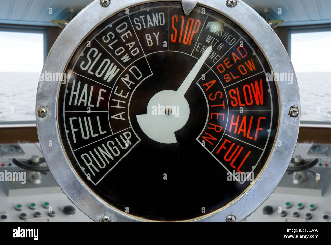 Ship the order hi-res stock photography and images - Alamy