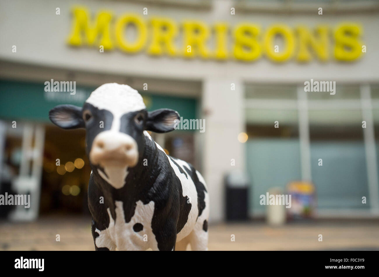 Morrisons Wimbledon High Resolution Stock Photography and Images - Alamy