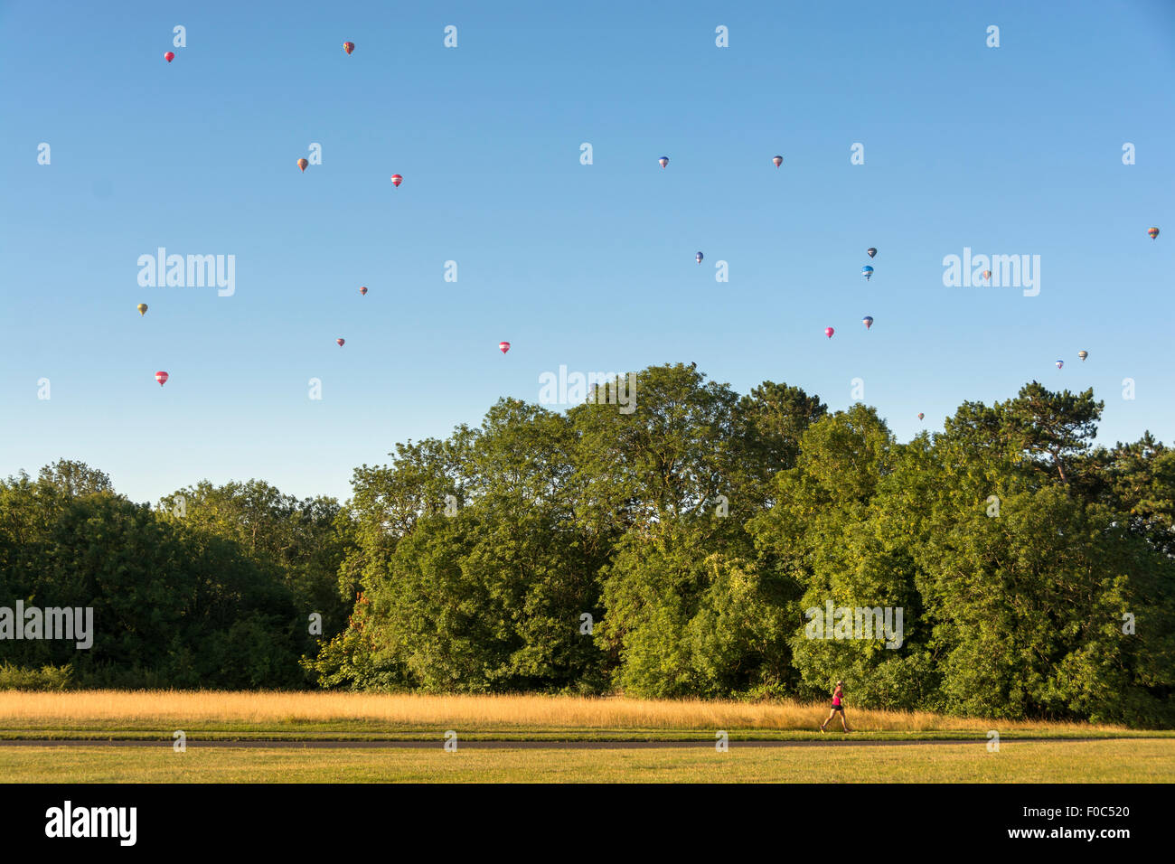 Mass of balloons hi-res stock photography and images - Alamy