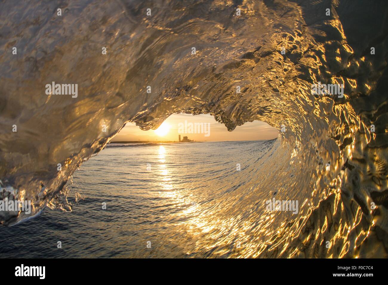 Barrelling wave, Hawaii, USA Stock Photo - Alamy
