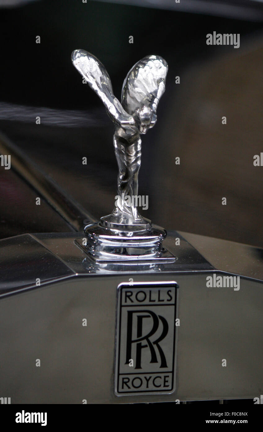 Logo rolly royce hi-res stock photography and images - Alamy