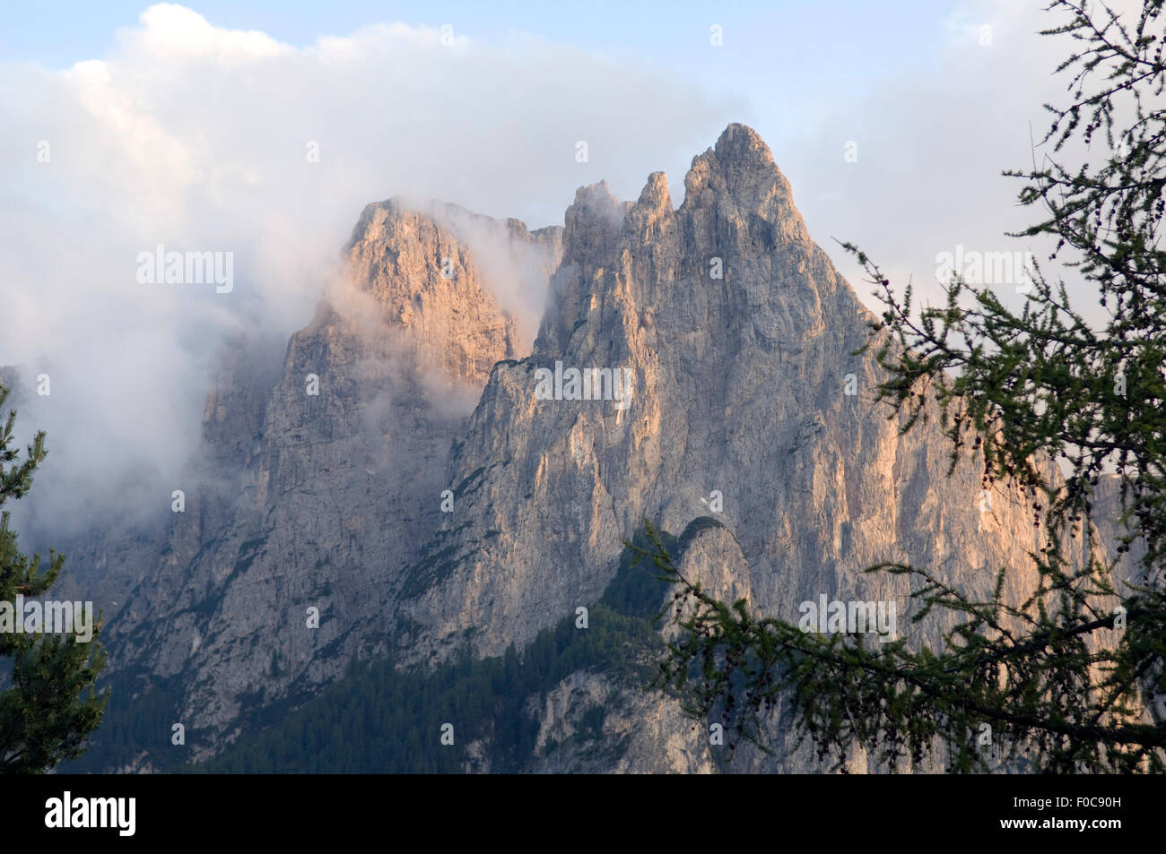 santnerspitze, Schlern, Seiser, Alm Stock Photo - Alamy