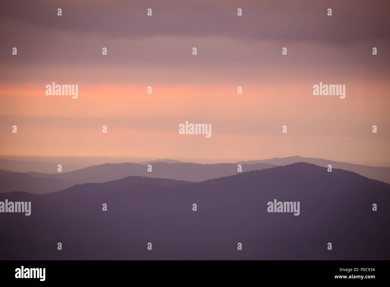 Appalachian mountains blue sky hi-res stock photography and images - Alamy