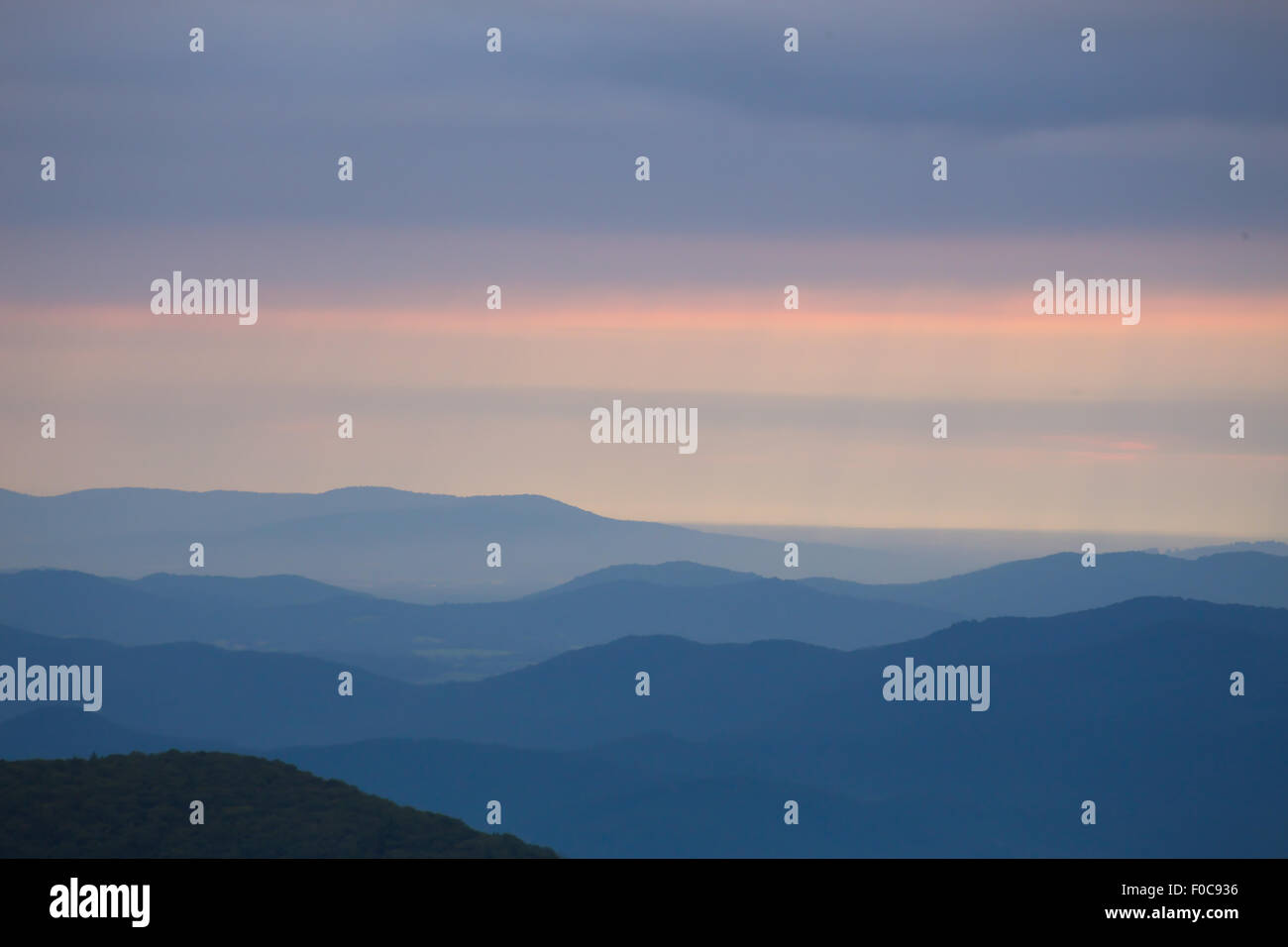 Appalachian Mountains with early morning light and mist Stock Photo - Alamy