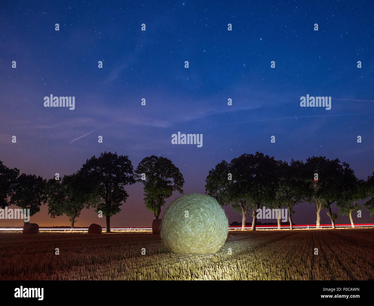 Comet swift tuttle hi-res stock photography and images - Alamy