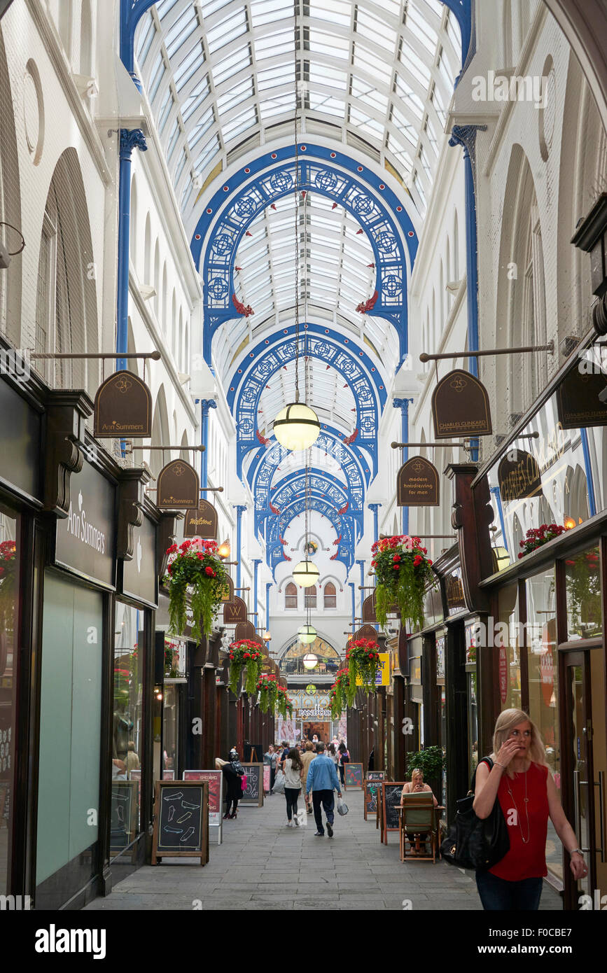 Thorntons arcade leeds hi-res stock photography and images - Alamy