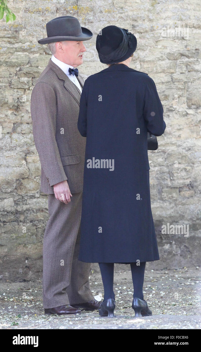 David Robb and Sue Johnston film a scene for the final series of ...