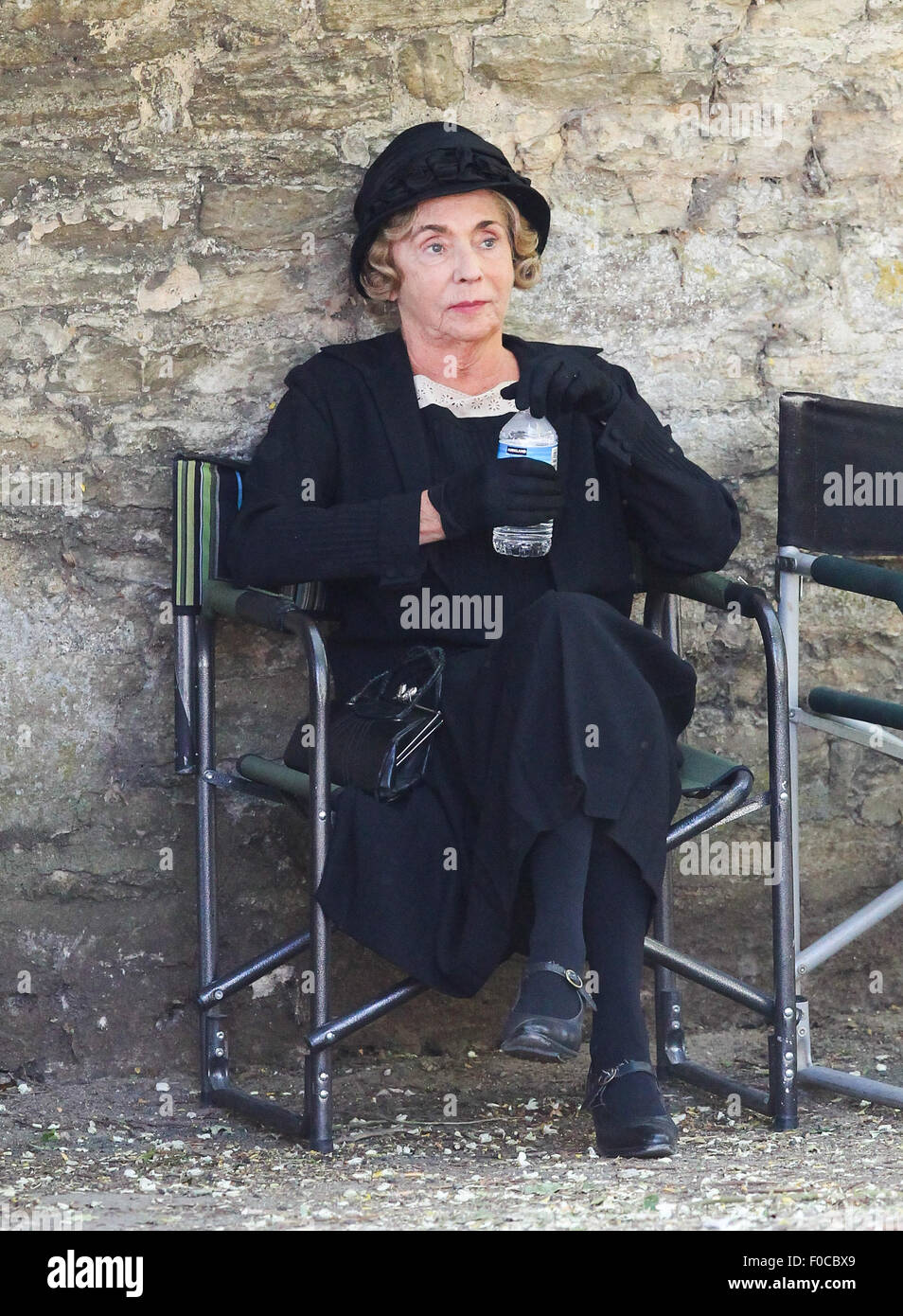 David Robb and Sue Johnston film a scene for the final series of ...