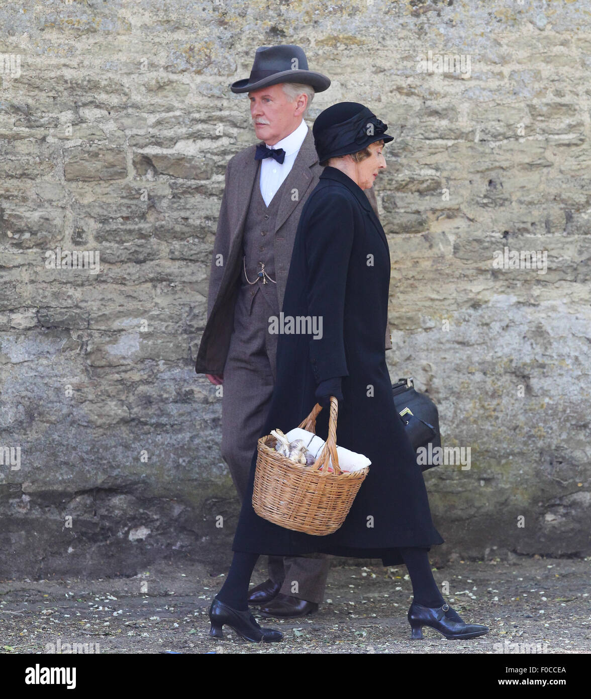 David Robb and Sue Johnston film a scene for the final series of ...