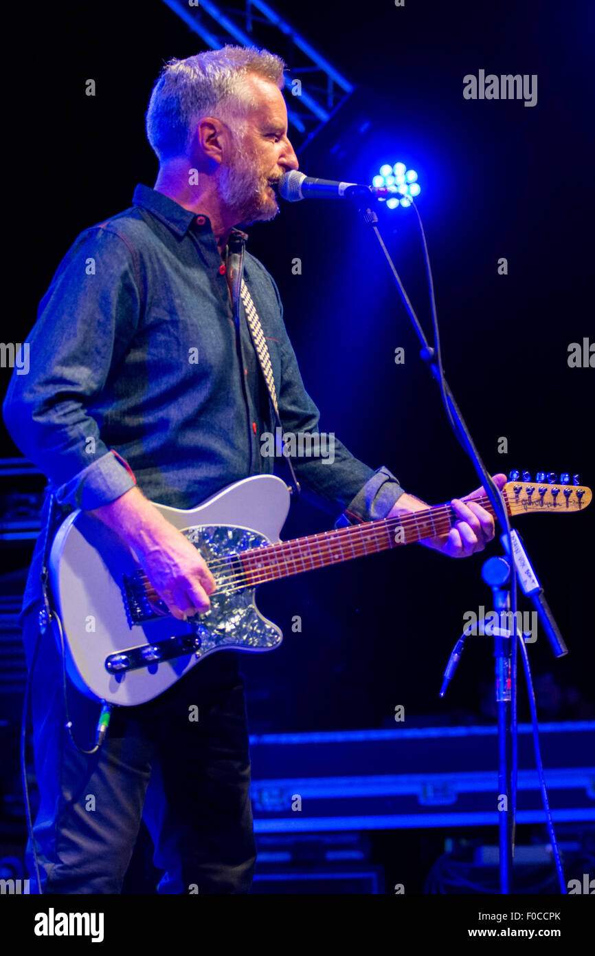 Rock a billy singer hi-res stock photography and images - Alamy