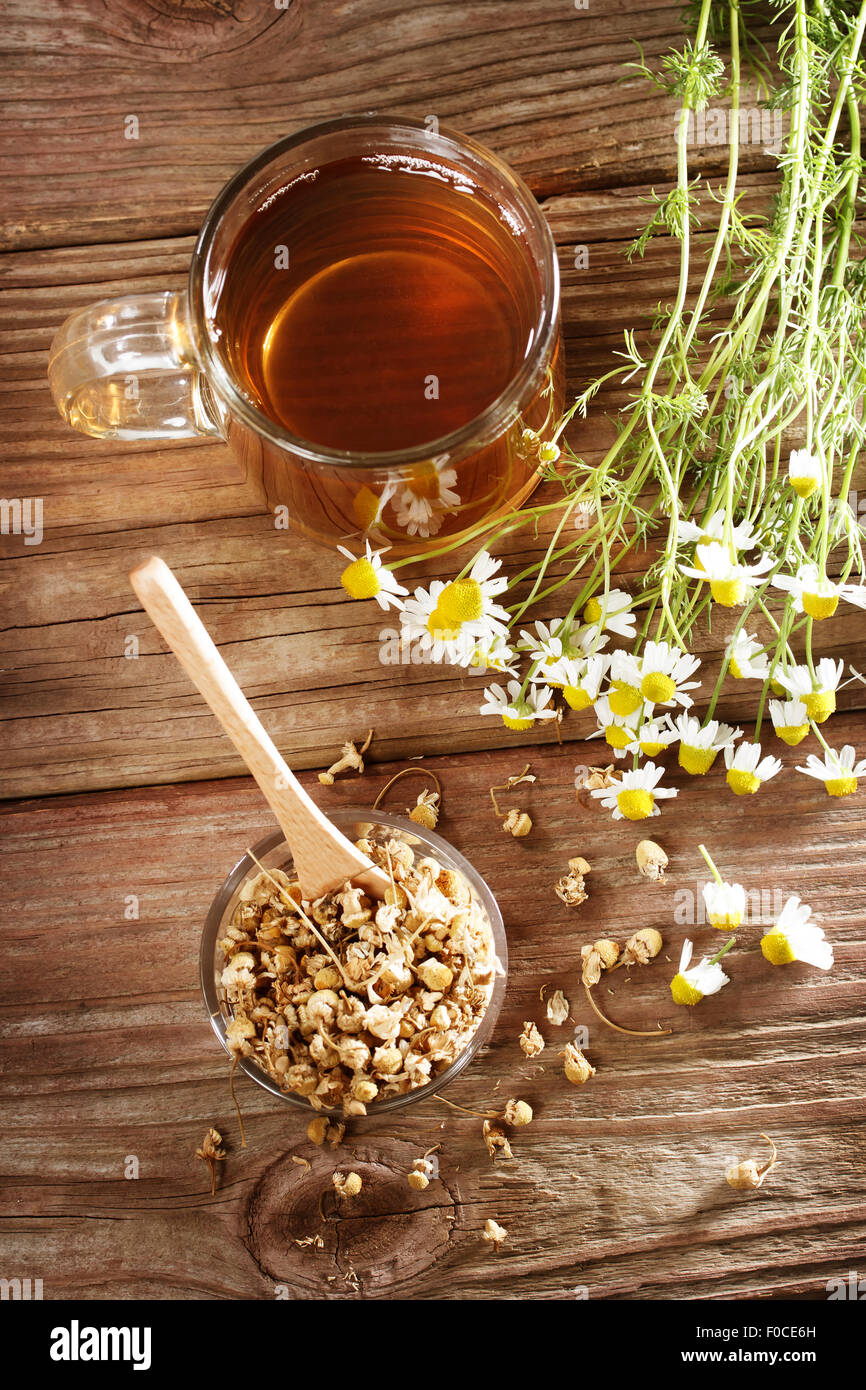 Chamomile tea and chamomile flowers hi-res stock photography and images ...