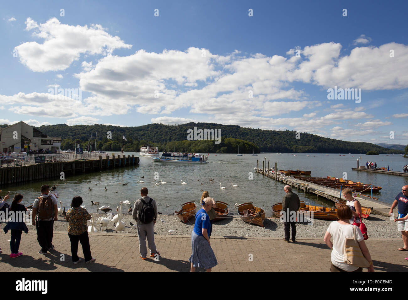 Bowness Bay on Lake Windermere, Cumbria, UK. 12th August, 2015. UK ...