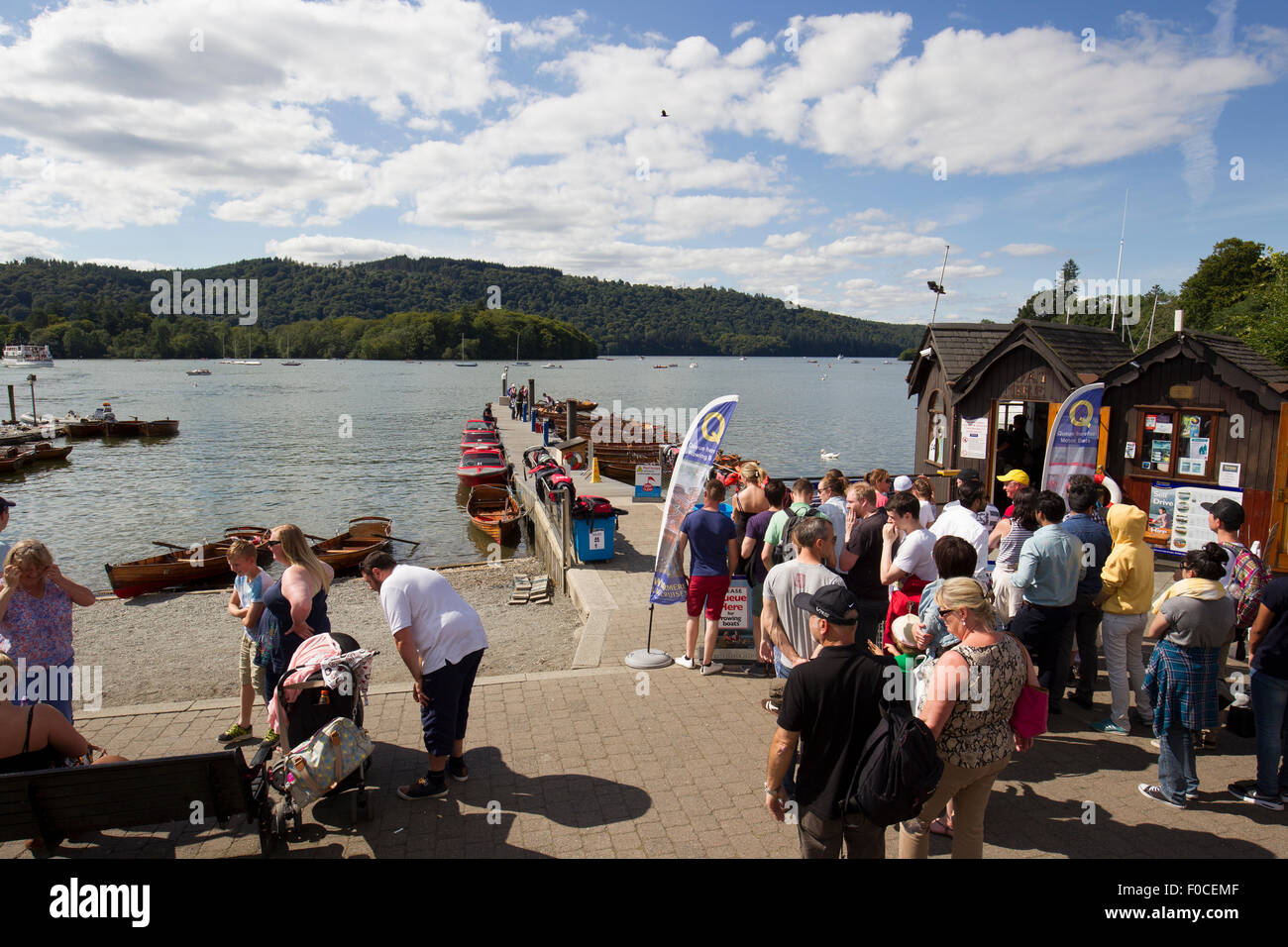 Bowness Bay on Lake Windermere, Cumbria, UK. 12th August, 2015. UK ...