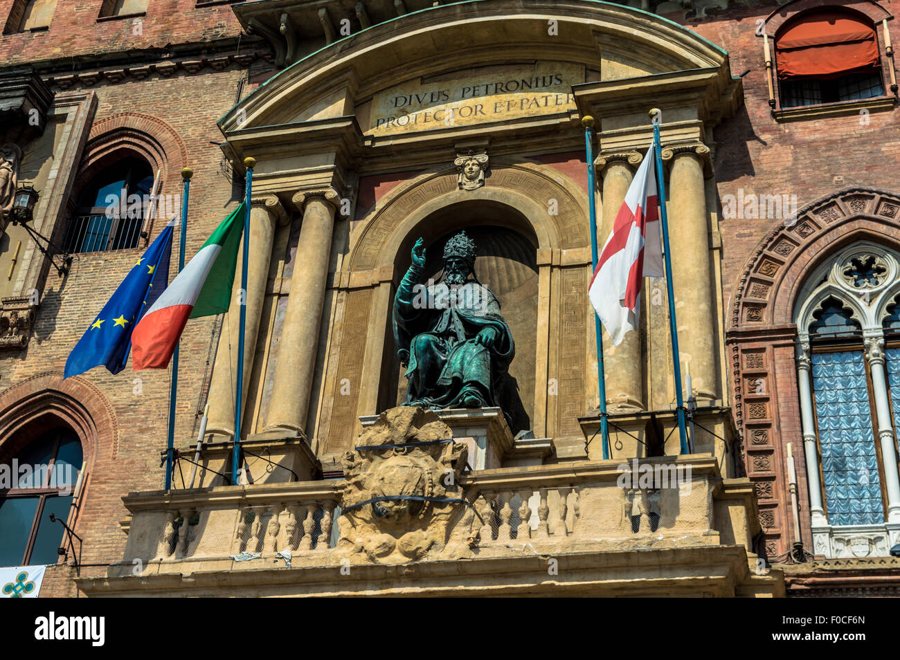 Bologna architecture hi-res stock photography and images - Alamy