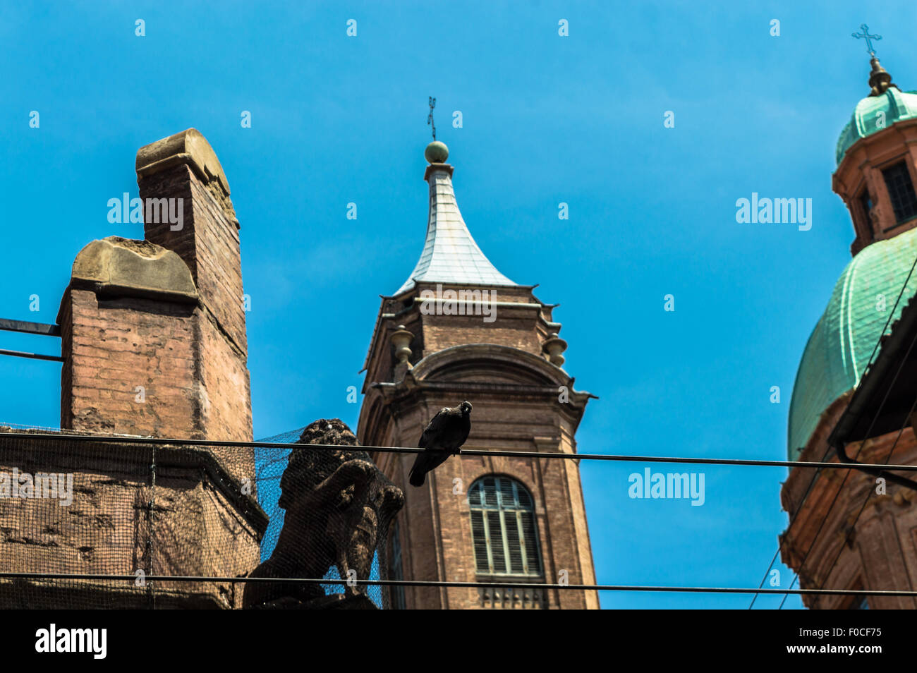 Bologna architecture hi-res stock photography and images - Alamy
