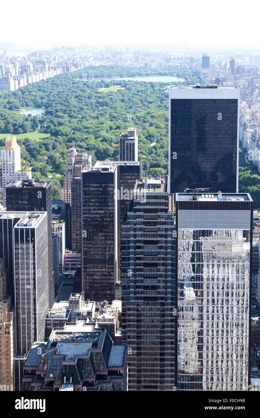 View from Top of the Rock Observation Deck, Rockefeller Center, NYC ...
