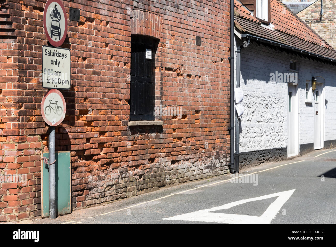 A street corner in Sandwich, Kent Stock Photo - Alamy