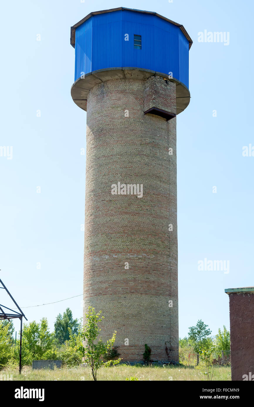 Old brick building water tank hi-res stock photography and images - Alamy