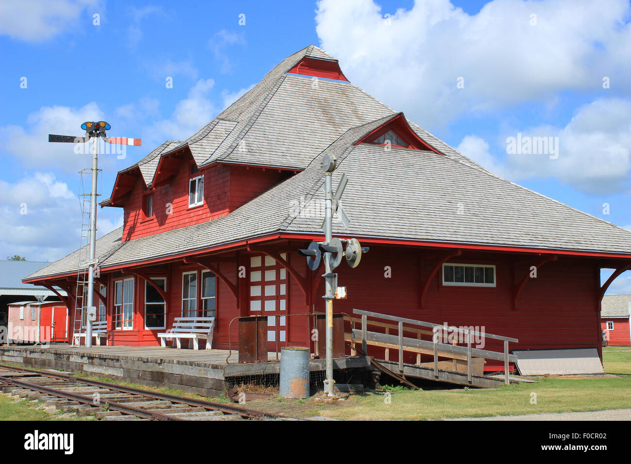Morden train hi-res stock photography and images - Alamy