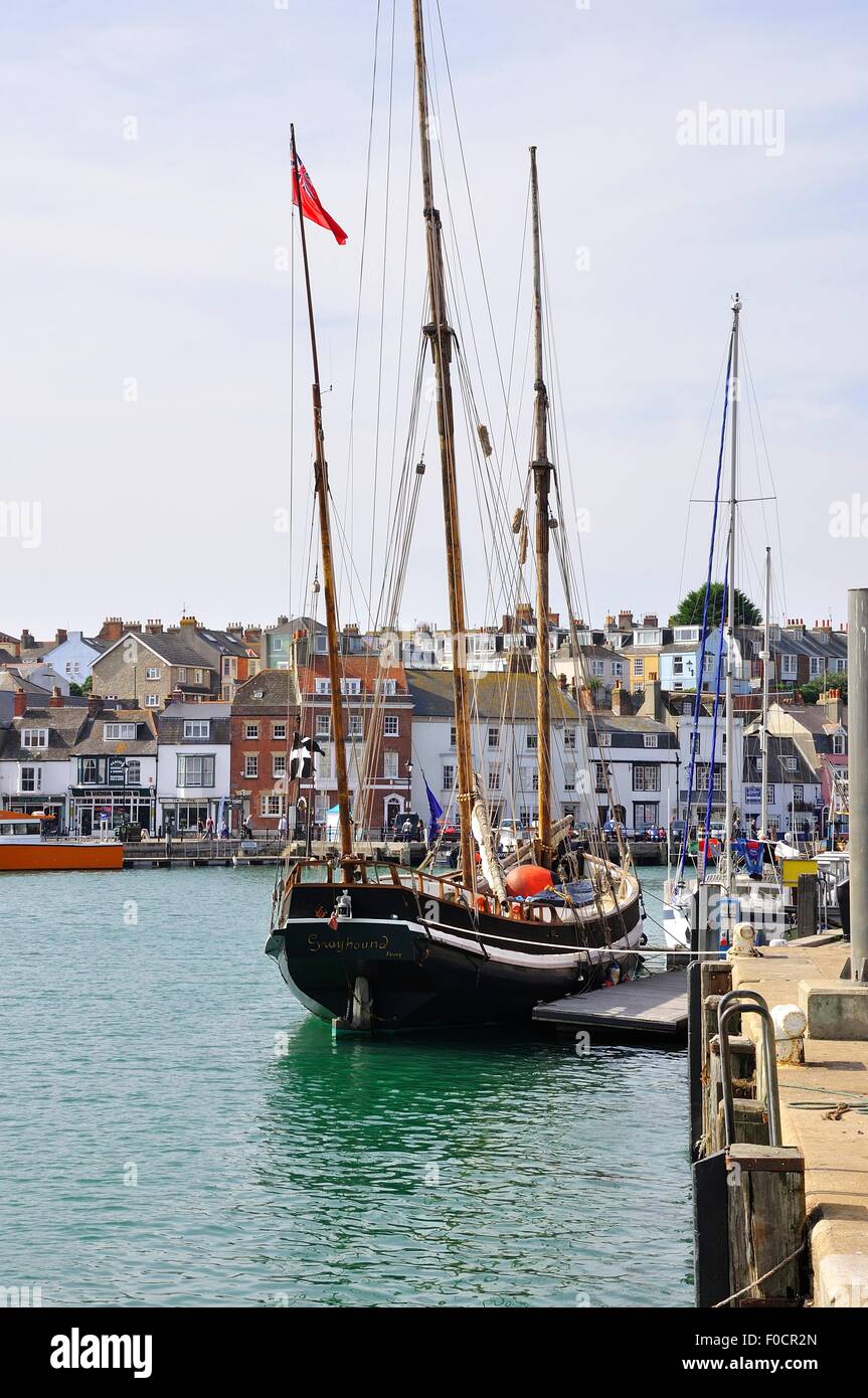 Sailing ship Pelican of London berthed in the harbour at Weymouth ...