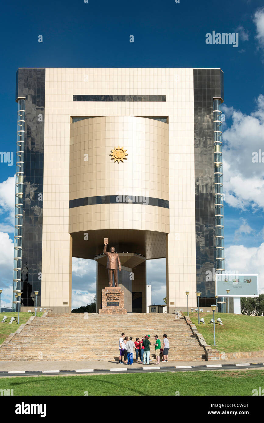 National museum namibia mugabe avenue hi-res stock photography and ...