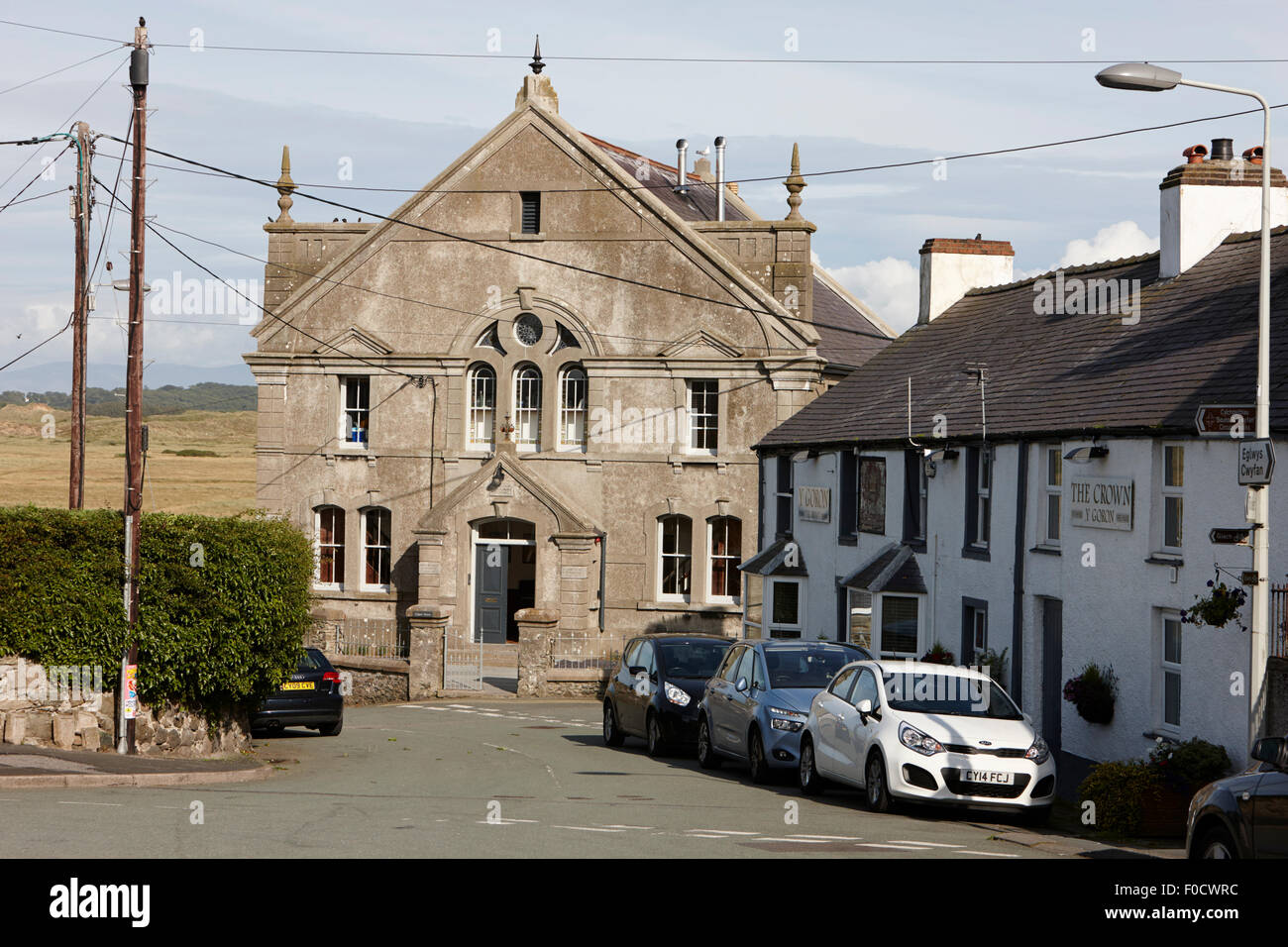 Bodorgan square hi-res stock photography and images - Alamy