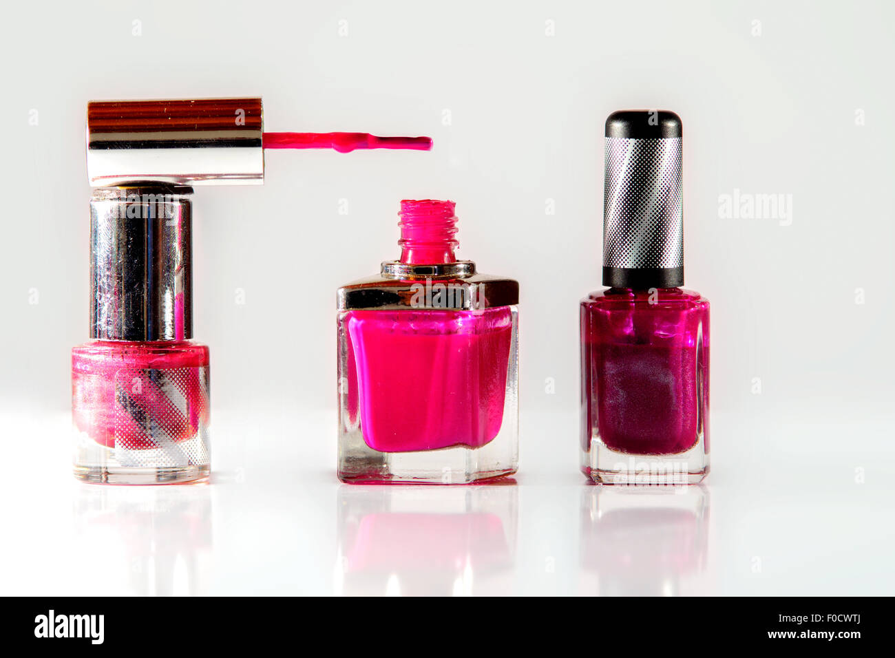 nail polish, cosmetics for men, beauty of the body, tricks woman ...