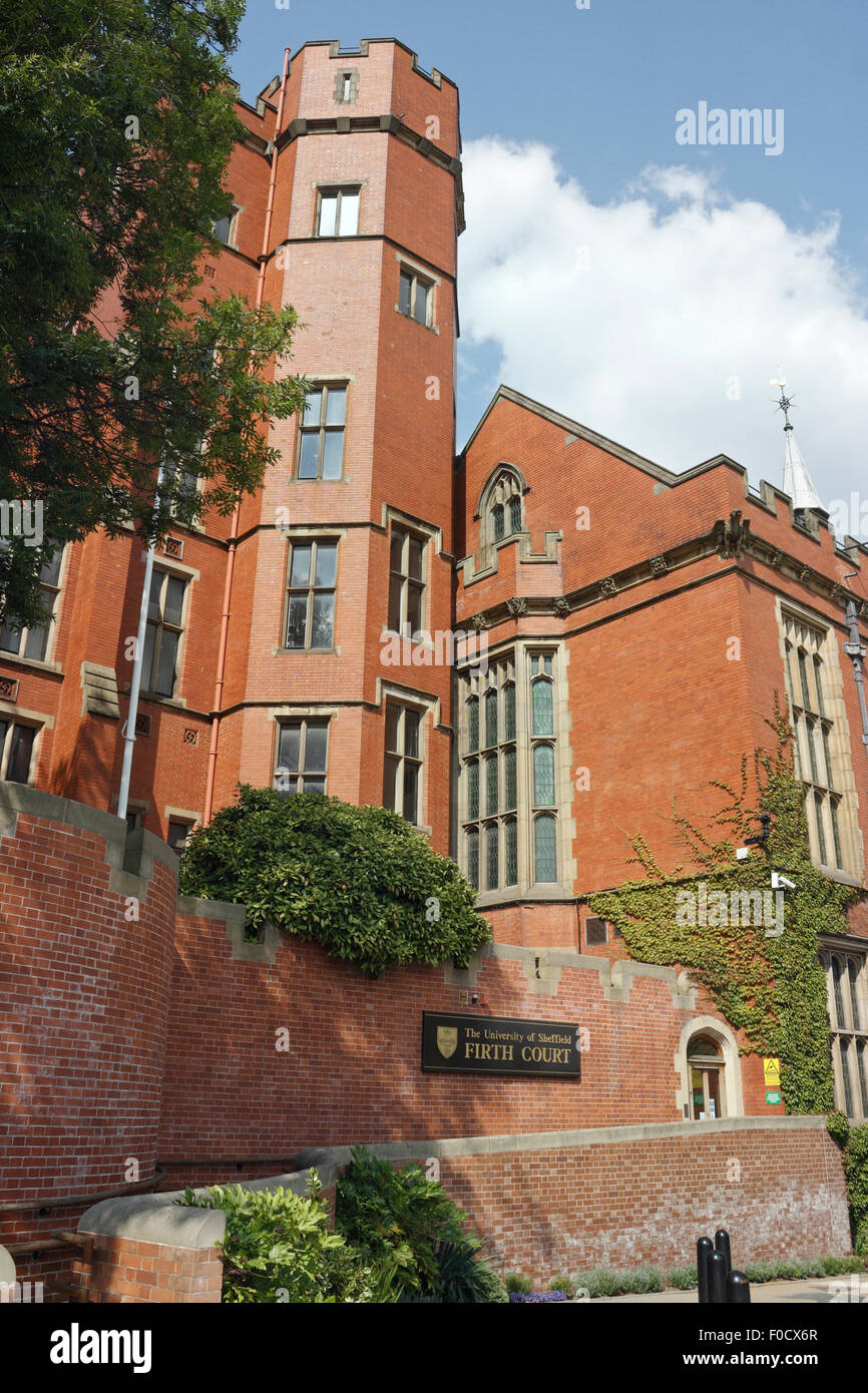 Red brick university uk hi-res stock photography and images - Alamy