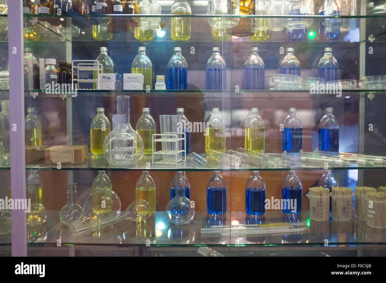 Glass bottles in laboratory hi-res stock photography and images - Alamy