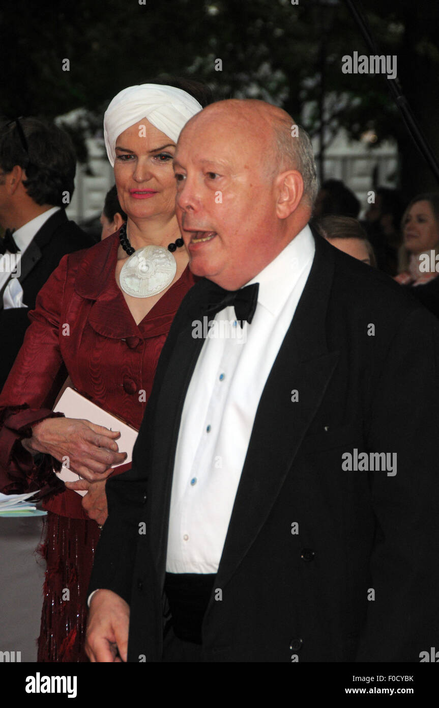 Julian fellowes and wife emma kitchener fellowes hi-res stock ...