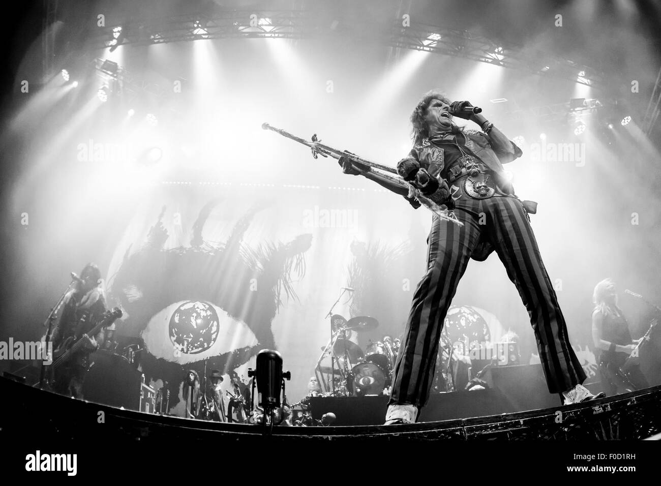 Alice cooper Black and White Stock Photos & Images - Alamy