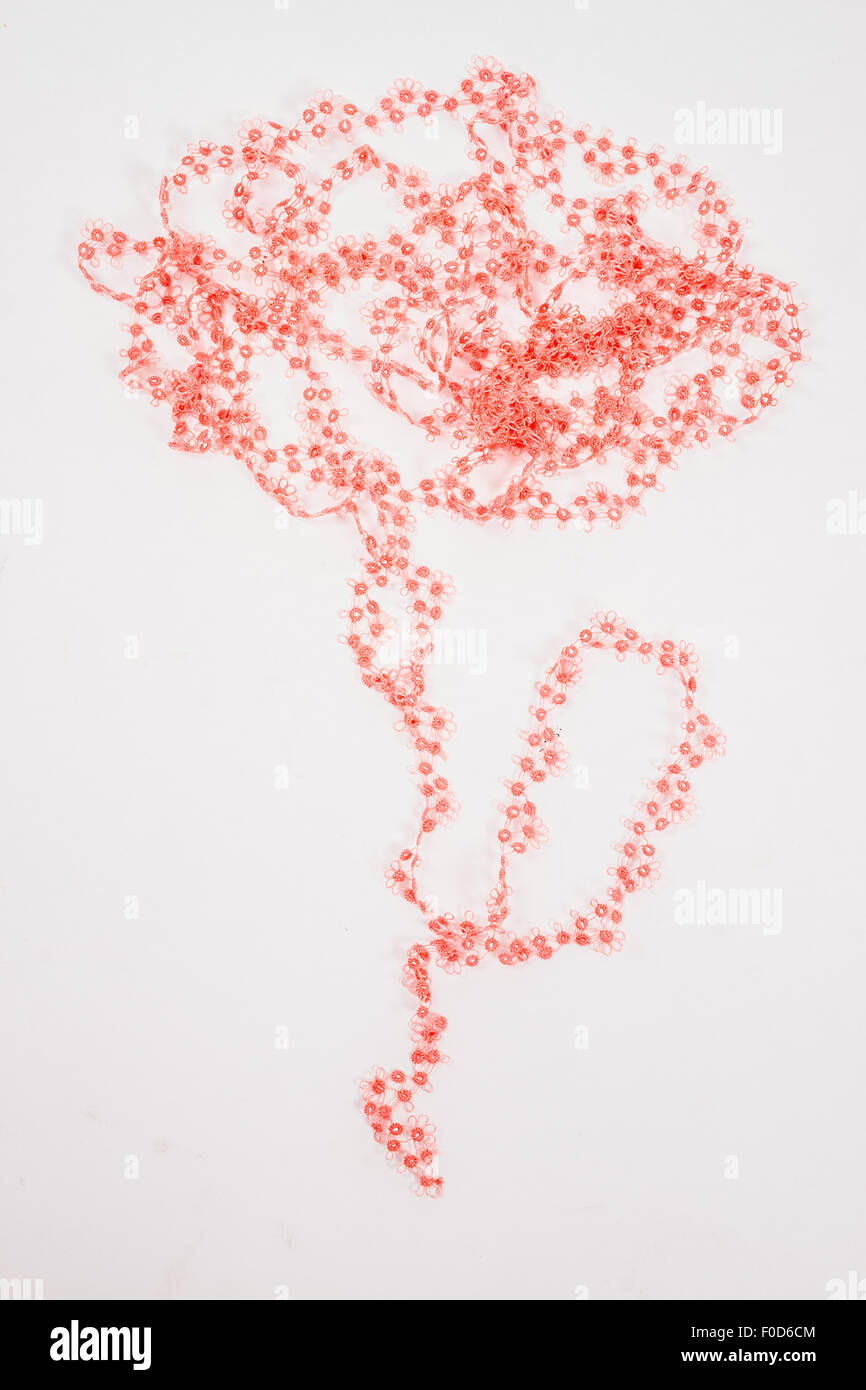 Simple Lace Flower Pattern