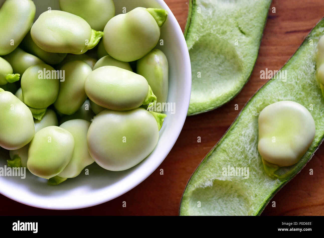 Podded vegetables hi-res stock photography and images - Alamy