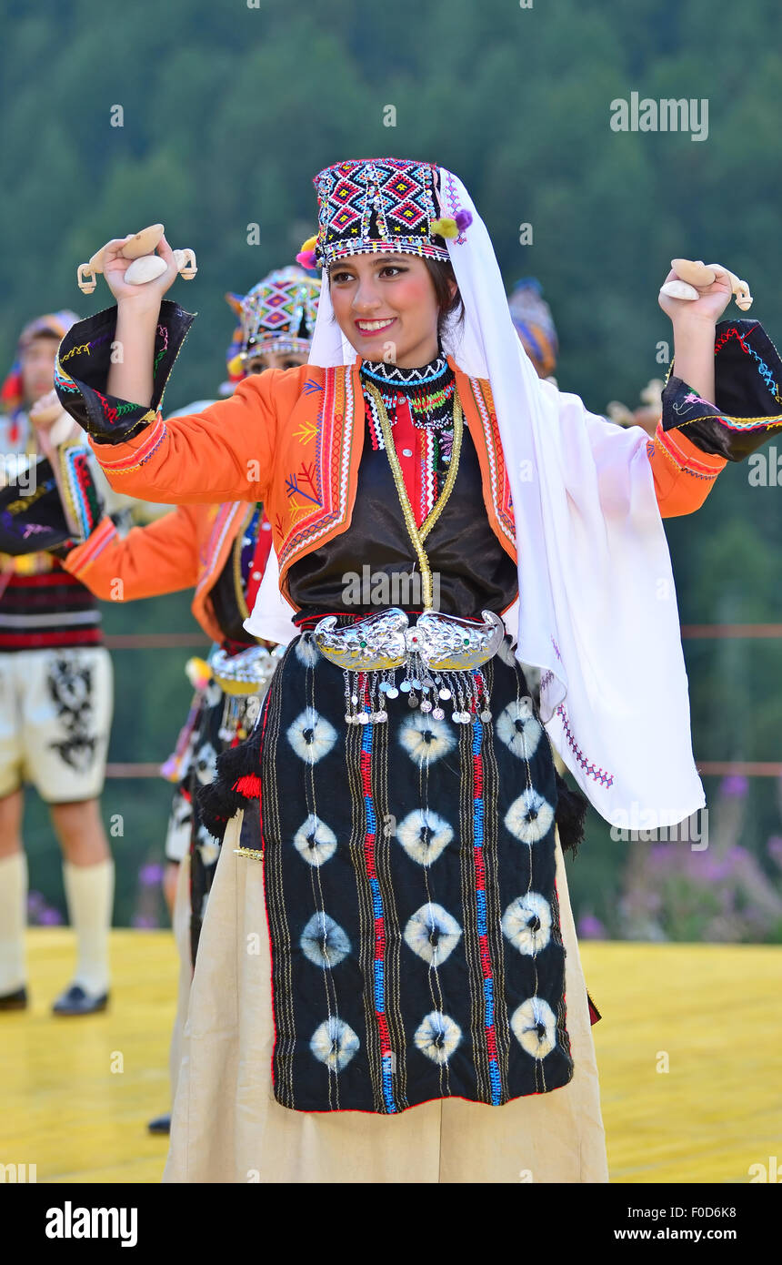 Turkish dancers from Bozdaglar in the CIME mountain culture Festival ...
