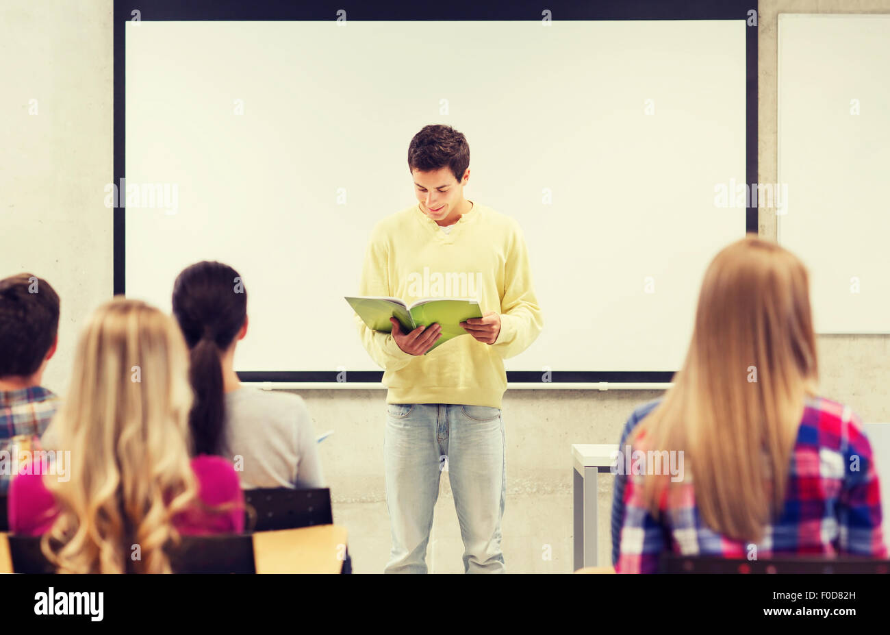Group students presentation classroom hi-res stock photography and ...