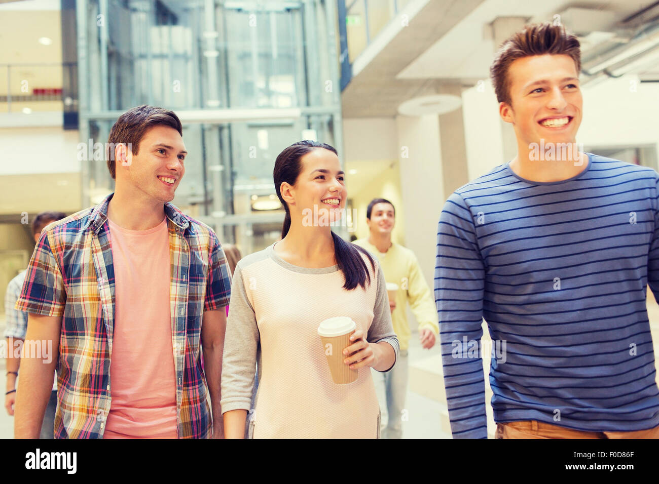 Group smiling drinks hi-res stock photography and images - Alamy