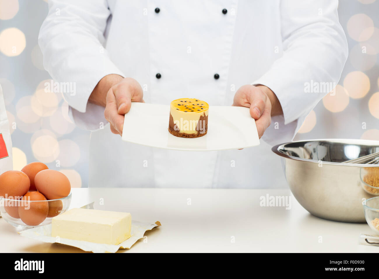 Close up chef cooking eggs hi-res stock photography and images - Alamy