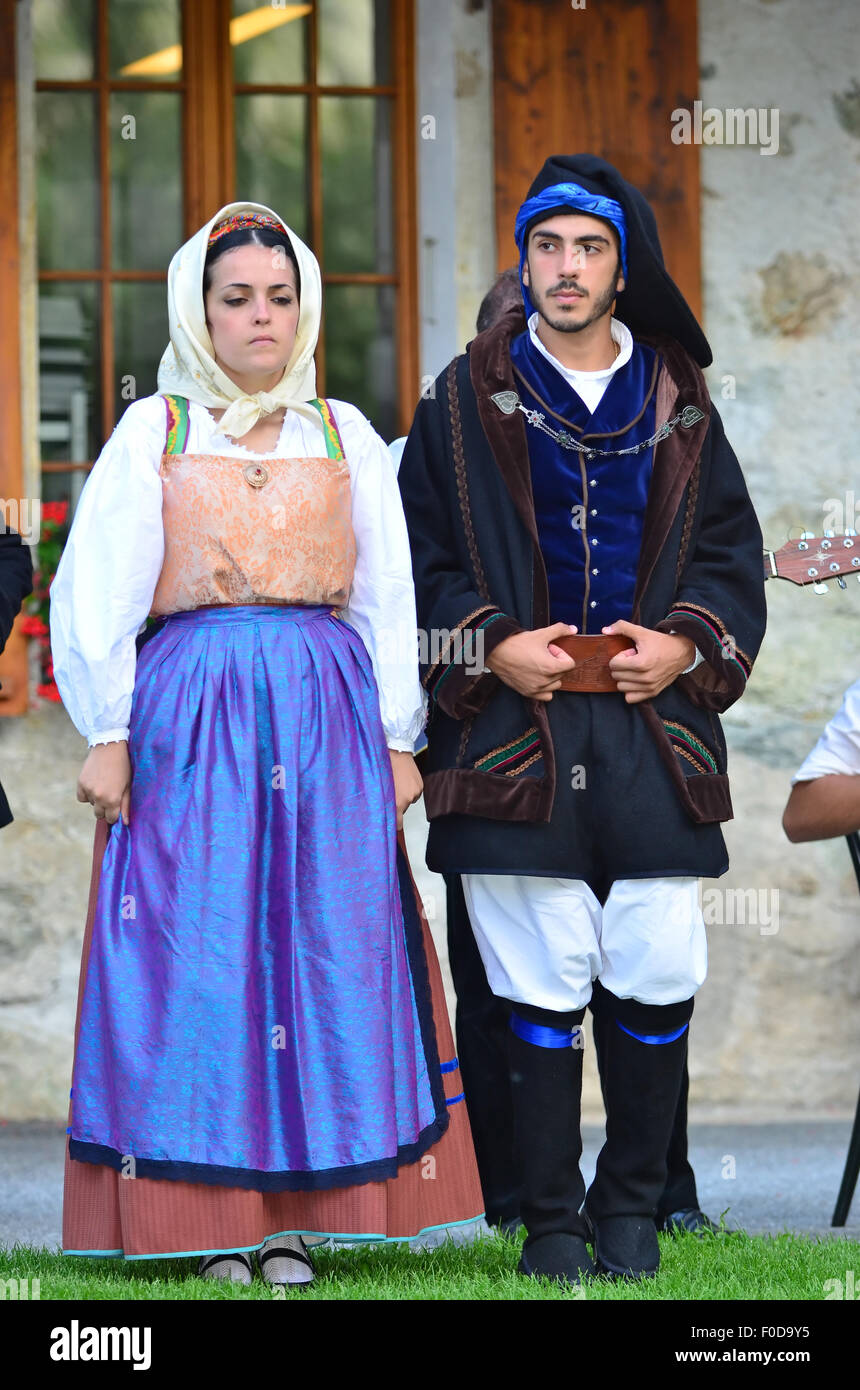 Women sardinian traditional dress italy hi-res stock photography and ...