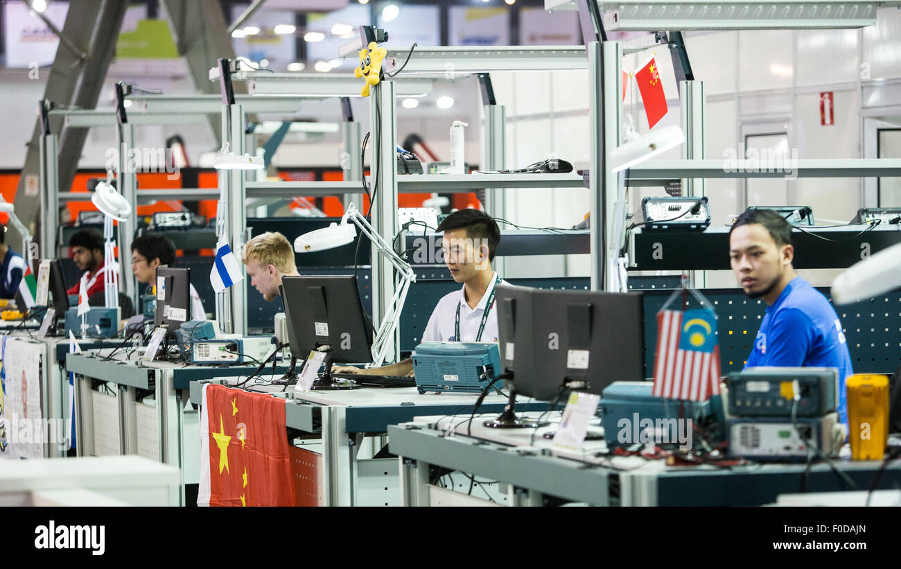 Sao Paulo, Brazil. 12th Aug, 2015. Ou Yuhao (2nd R) from China ...