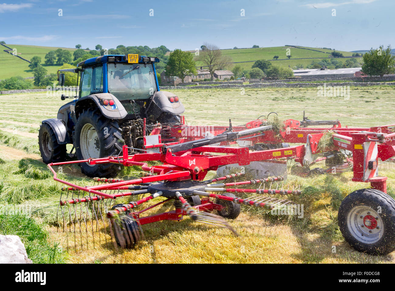Grass tractor hi-res stock photography and images - Alamy