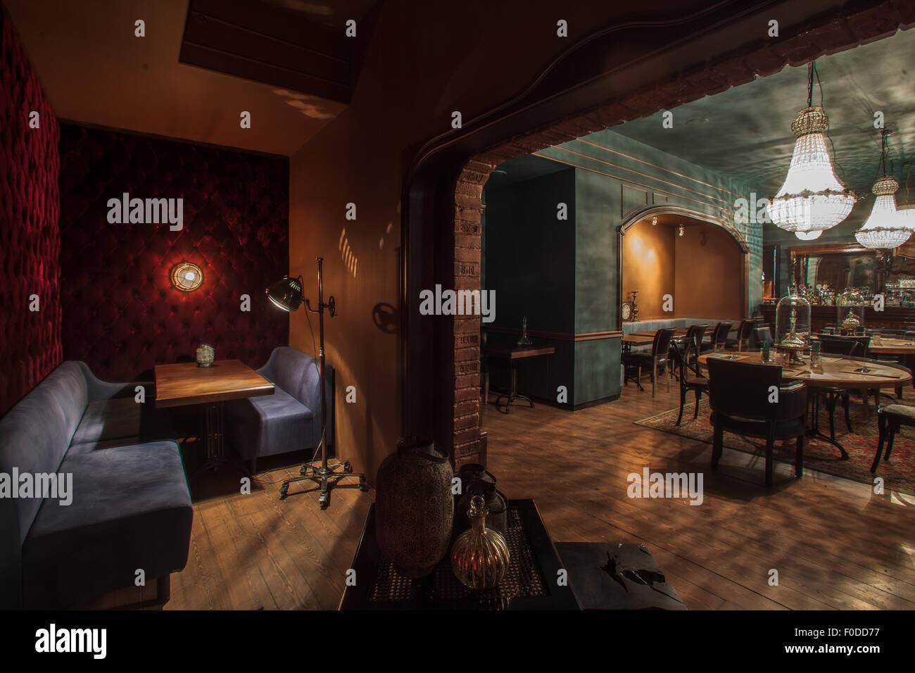 Restaurants interior in classic hi-res stock photography and images - Alamy