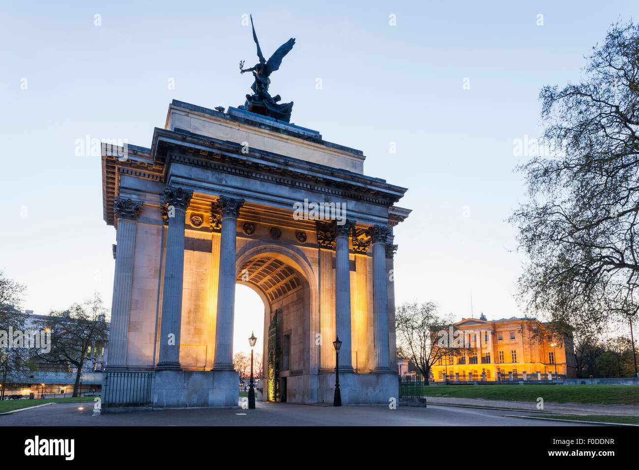 Hyde park corner arch hi-res stock photography and images - Alamy
