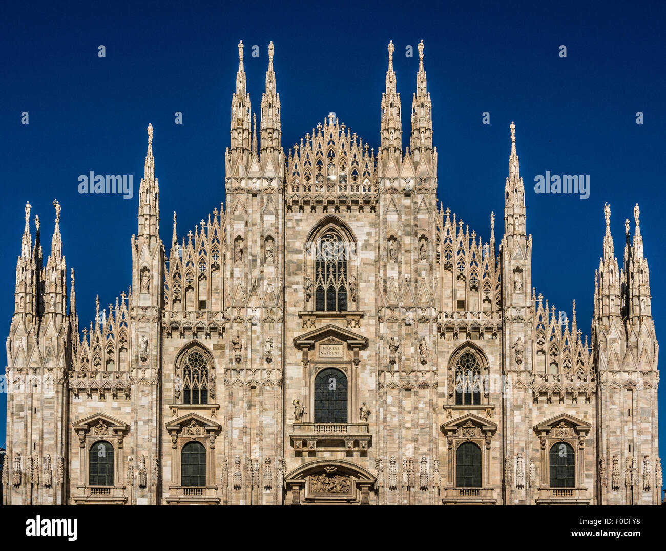 Blue sky milan hi-res stock photography and images - Alamy