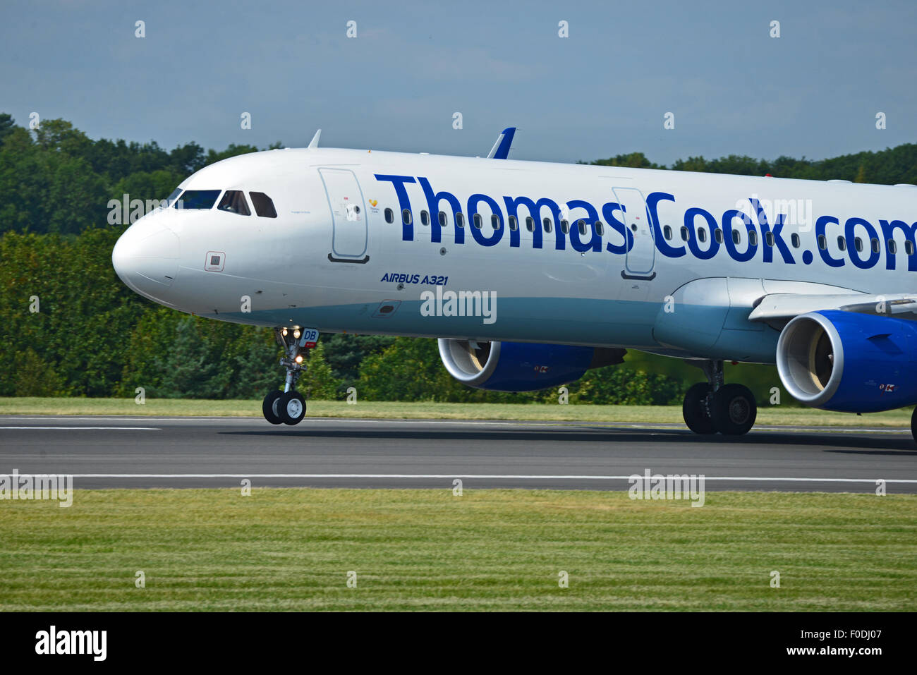 G-TCDB Thomas Cook Airlines Airbus A321-200 - cn 5603 Manchester ...