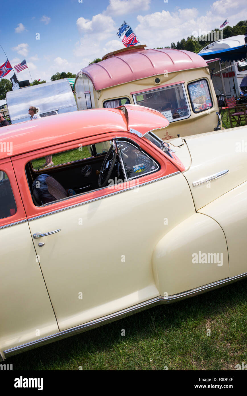 Cream Colour Car High Resolution Stock Photography and Images - Alamy