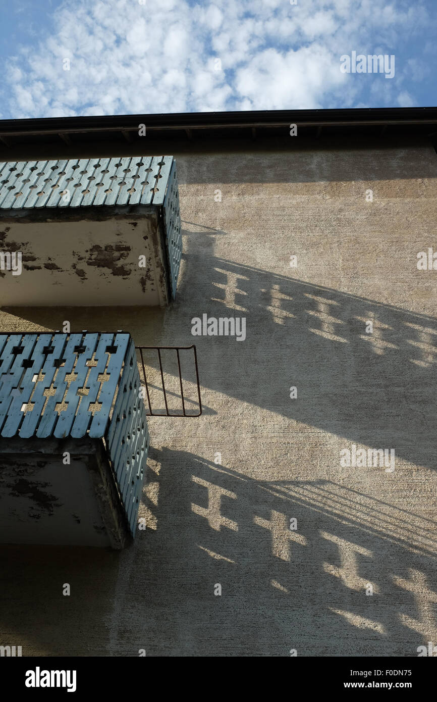 Two shadows on the wall hi-res stock photography and images - Alamy