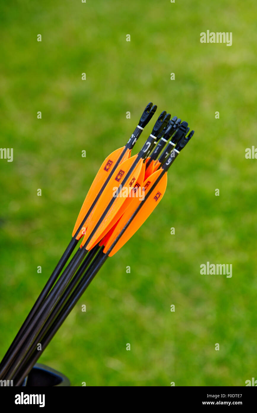 Arrows quiver hi-res stock photography and images - Alamy