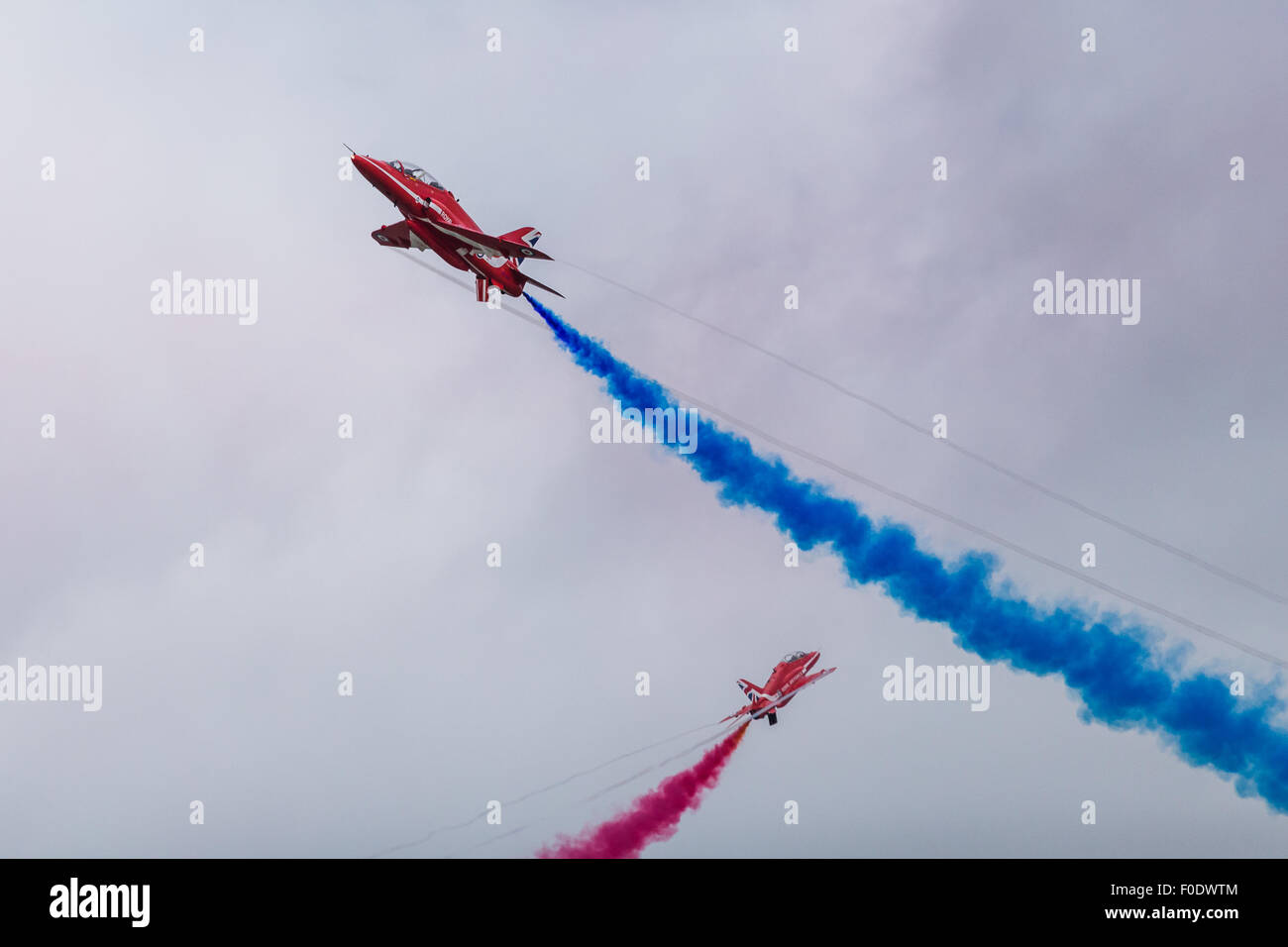 The Red Arrows performing at the 2015 Blackpool airshow Stock Photo - Alamy