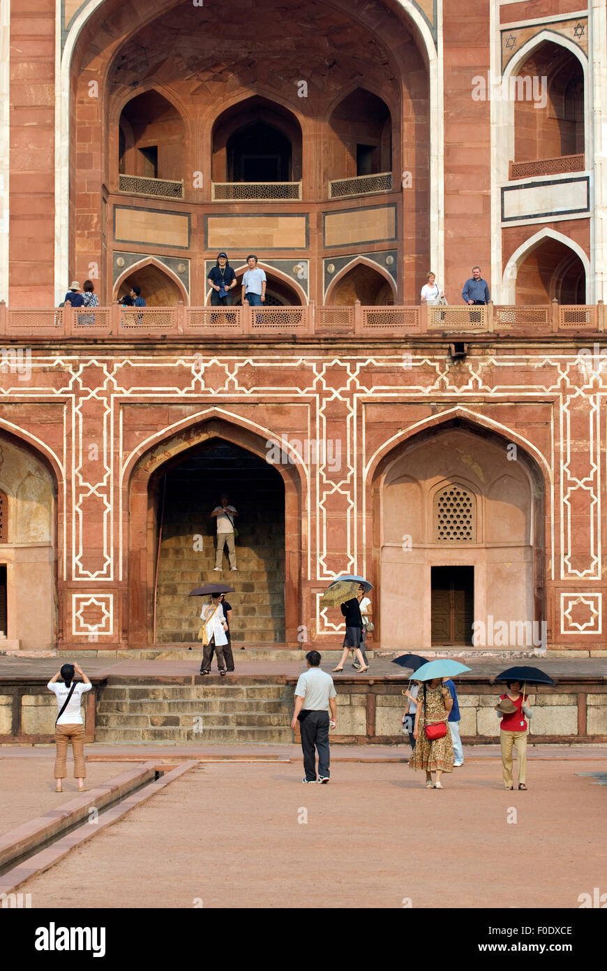 Masjid humayun tomb hi-res stock photography and images - Alamy